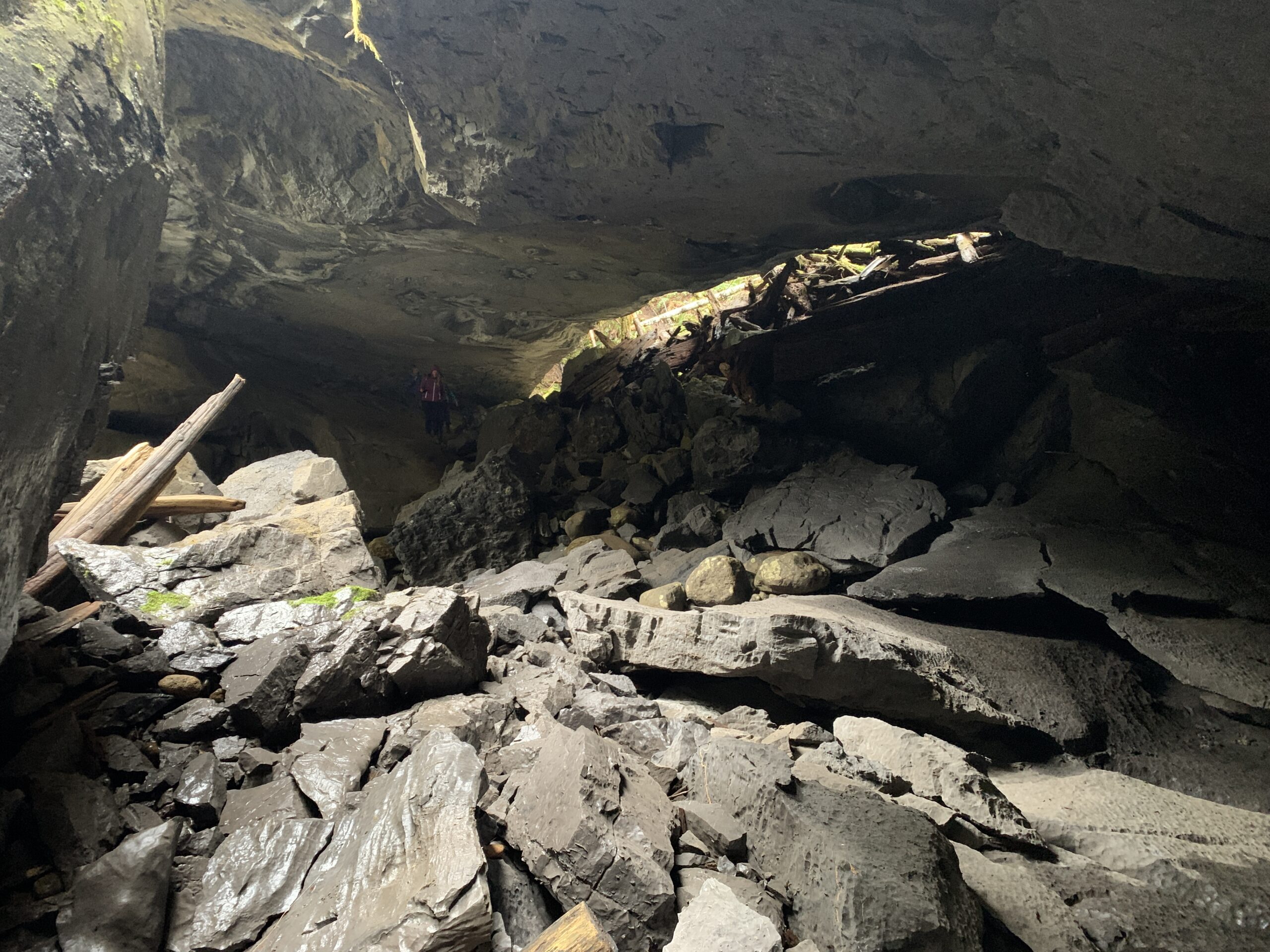 Exploring Little Huson Caves – Life is Adventure